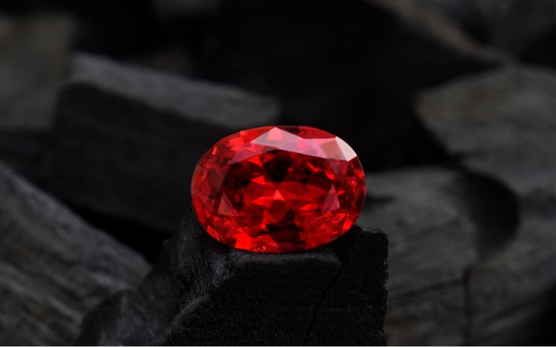 Rubin — wszystko o rubinie i jego cenach